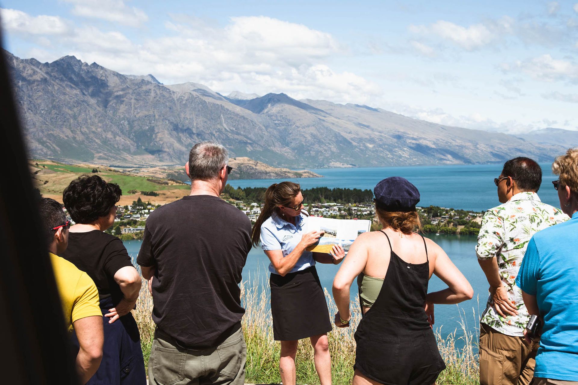 Discover the Best of Queenstown With Our Sightseeing Tours